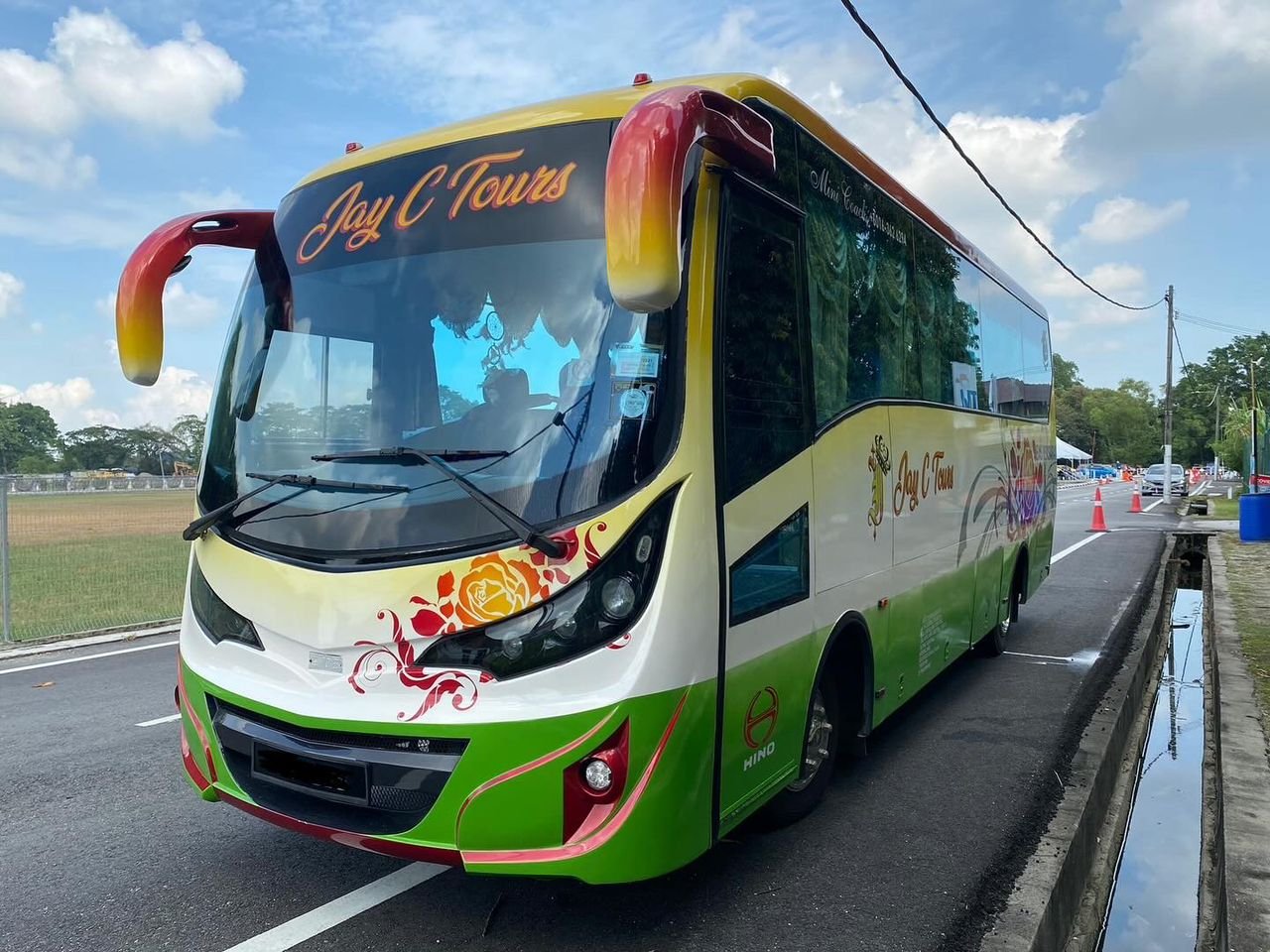 Sewaan Bas Vip Eksekutif – Smart Bus Rental